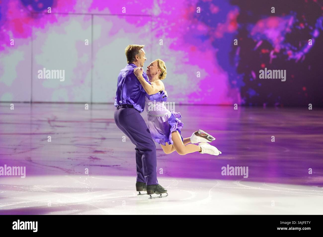 Jayne Torvill and Christopher Dean skate together at Arena Square at ...