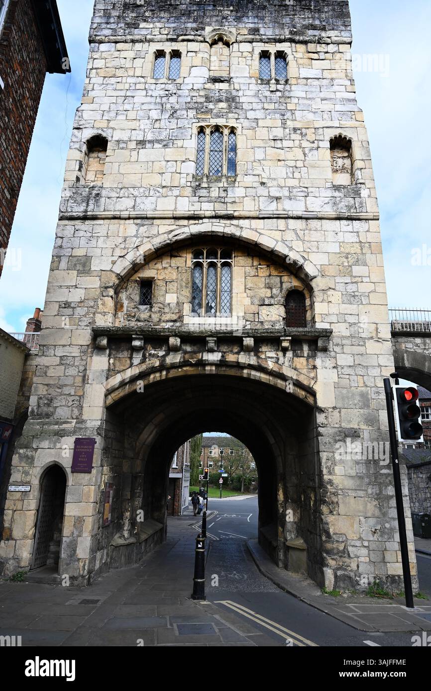 Monk Bar, Historical military landmark. Monkgate, York Stock Photo - Alamy