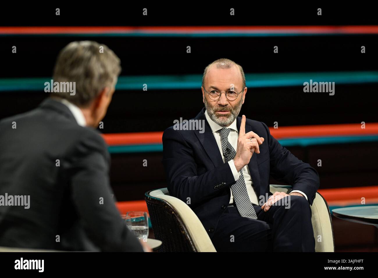 Markus Lanz li. und Manfred Weber 04/25 her Markus Lanz li. mit Manfred ...
