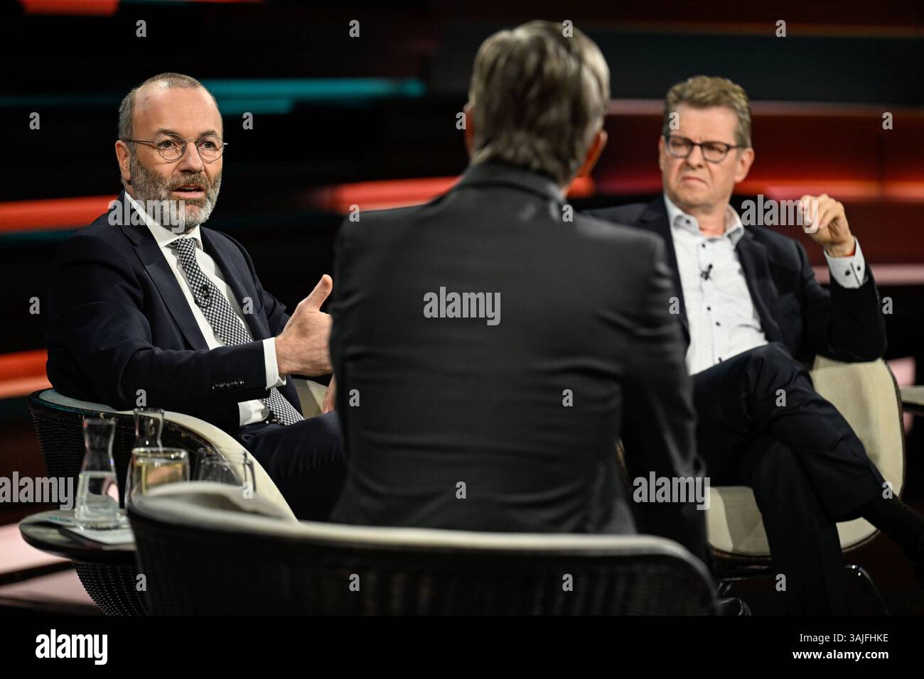Talkrunde bei Markus Lanz , ZDF 04/25 her Manfred Weber, Markus Lanz ...