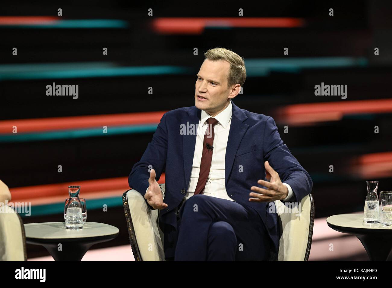 Hendrik Streeck Virologe 04/25 her Hendrik Streeck am 10. April 2025 in ...