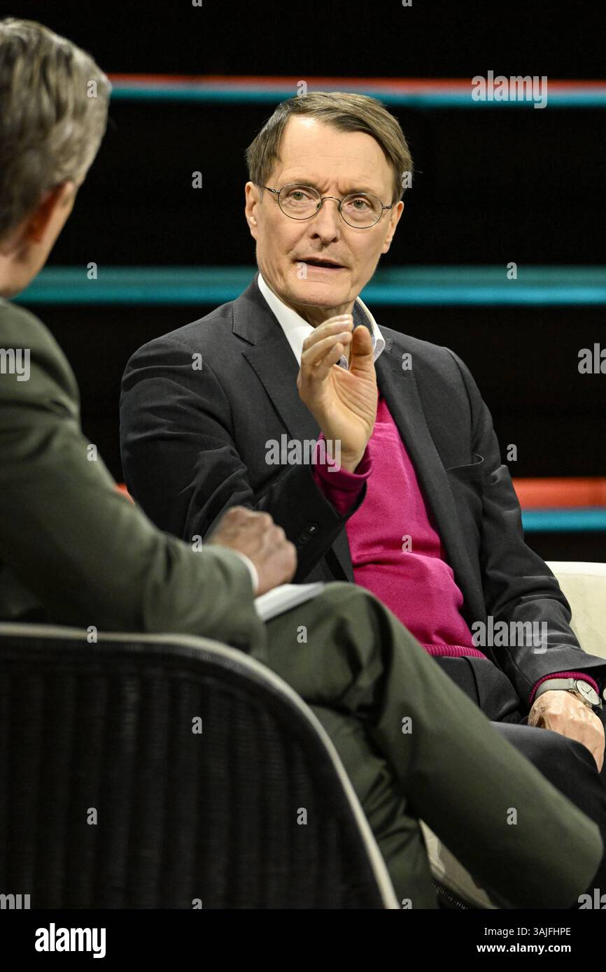 Markus Lanz li. mit Karl Lauterbach 04/25 her Markus Lanz li. und Karl ...