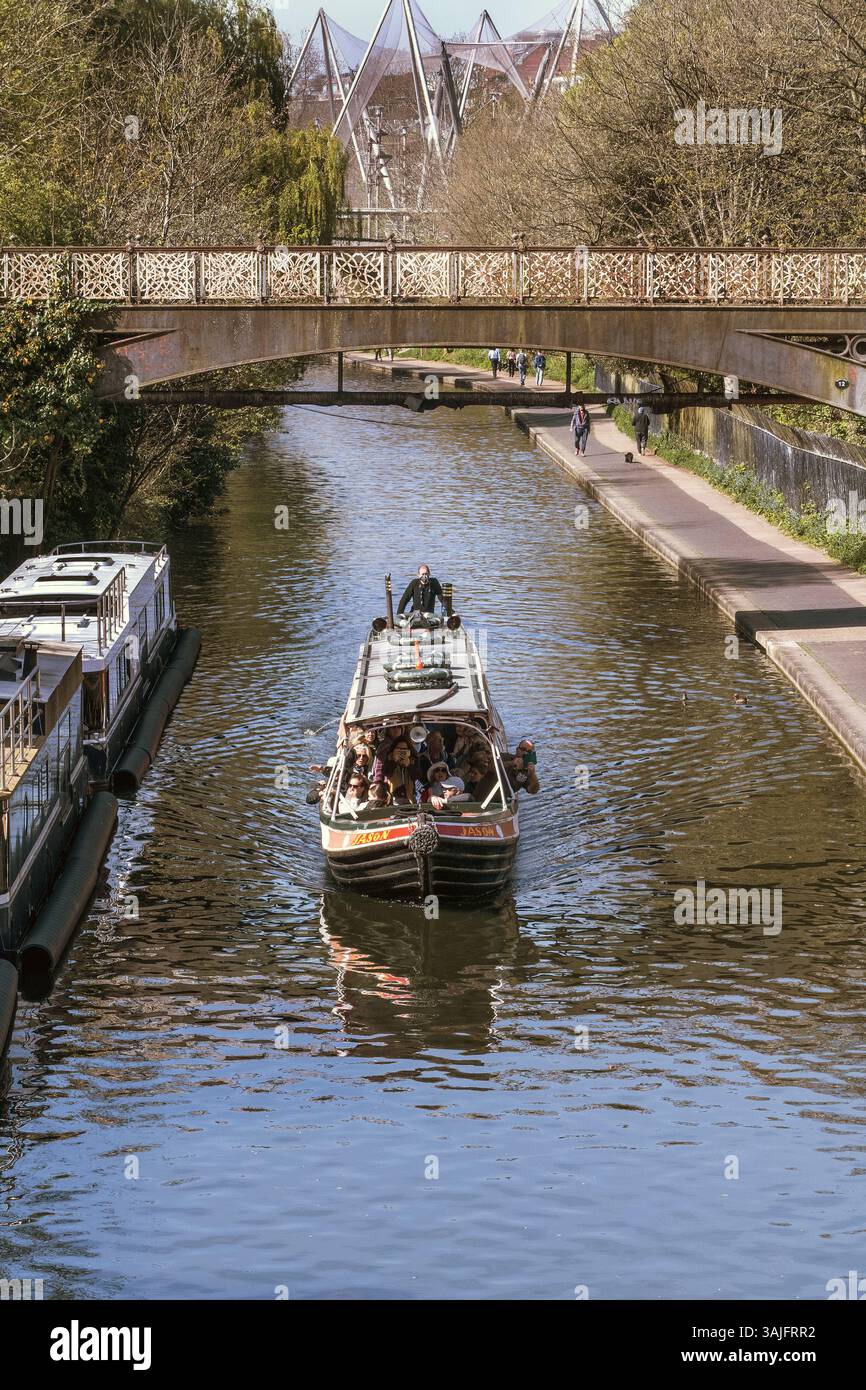 Regents Park Canal Water Bus Stock Photo - Alamy