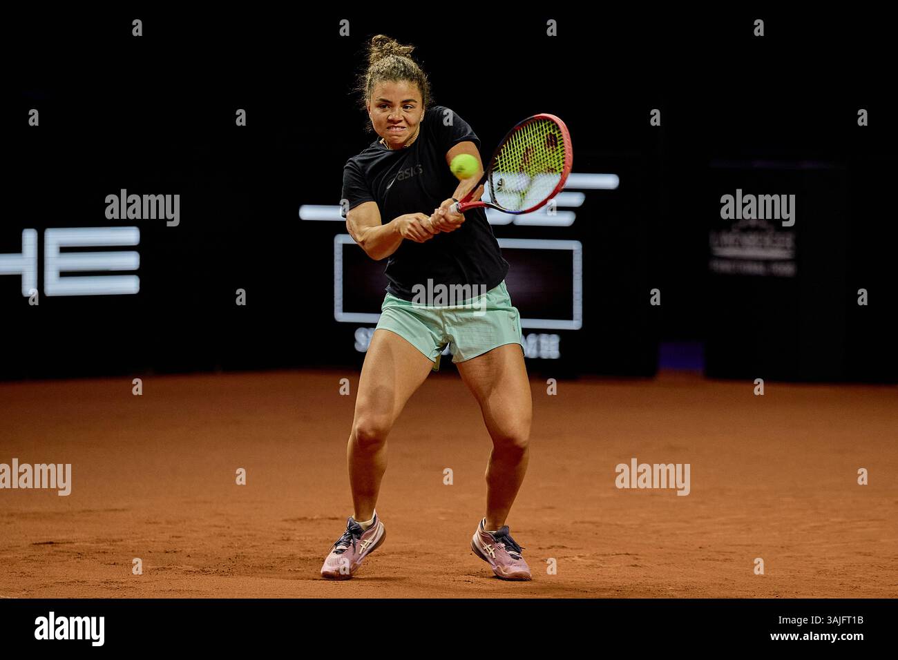 Stuttgart, Baden-Wuerttemberg, Germany. 11th Apr, 2025. Jasmine Paolini ...