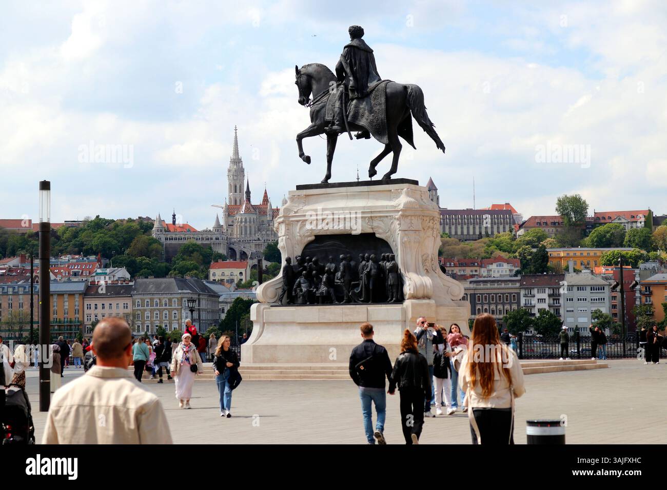 Lajos kossuth platz hi-res stock photography and images - Alamy