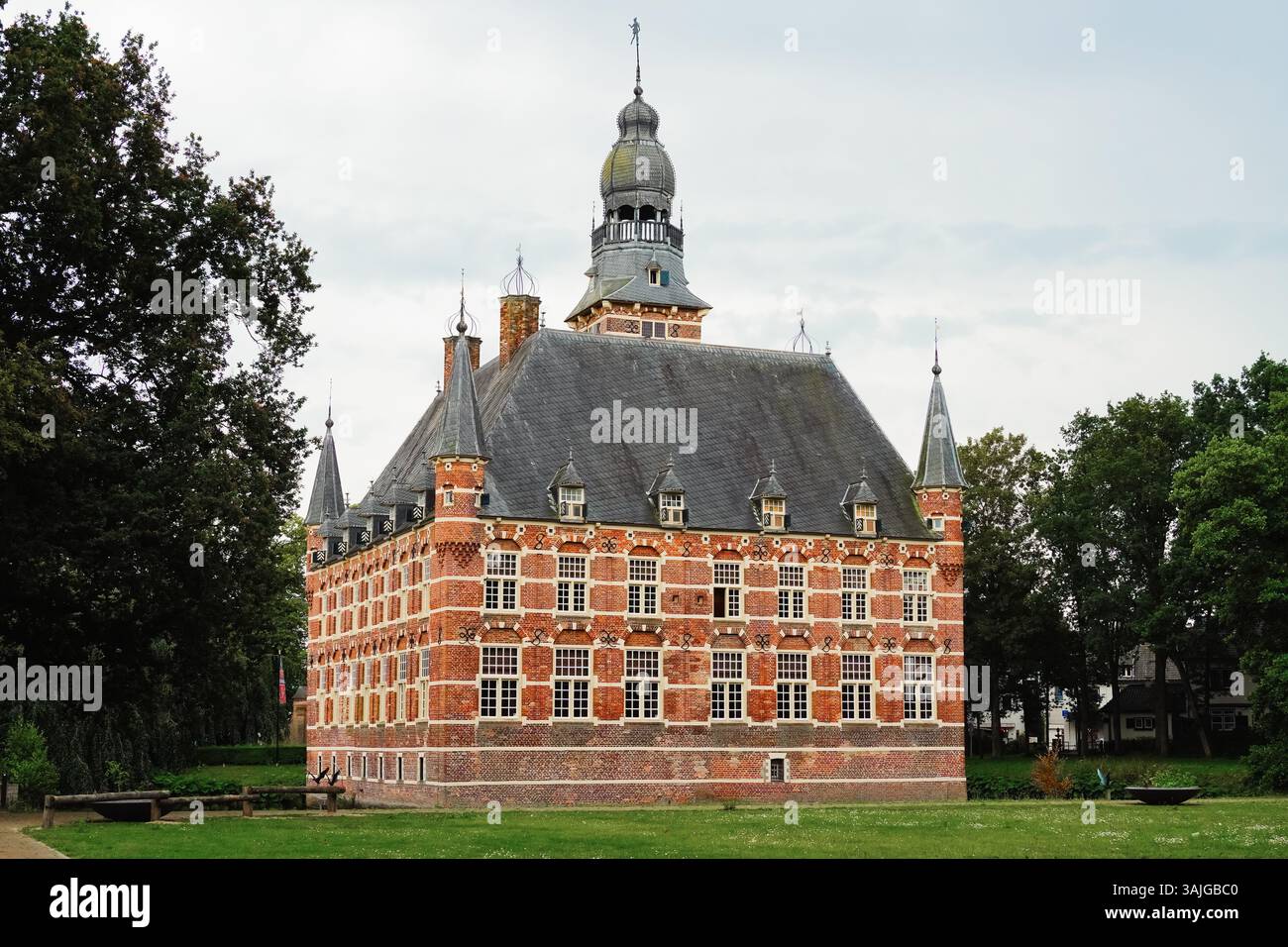 Kasteel wijchen hi-res stock photography and images - Alamy