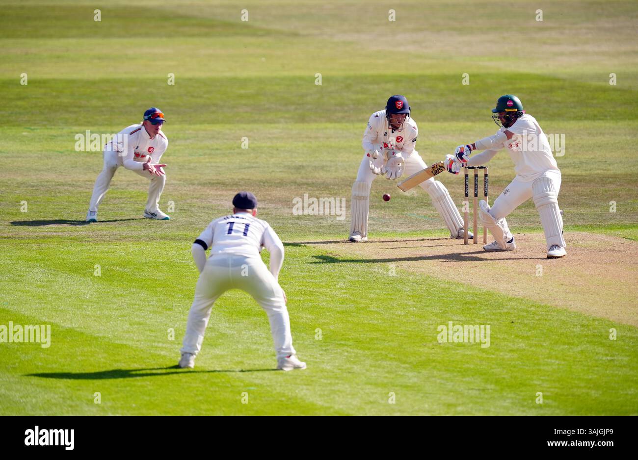 Nottinghamshire's Fergus O'Neill batting during day one of the Rothesay ...