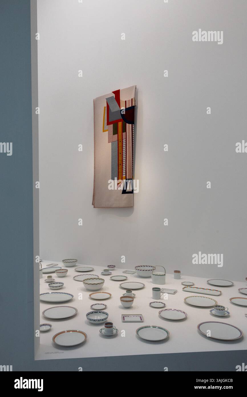 Hermès is presenting at the Pelota a new scenography conceived by ...
