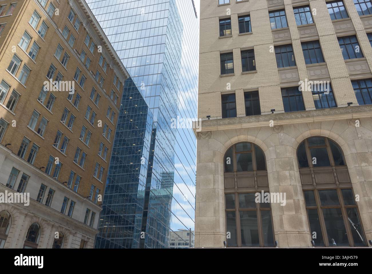 333 bay street hi-res stock photography and images - Alamy