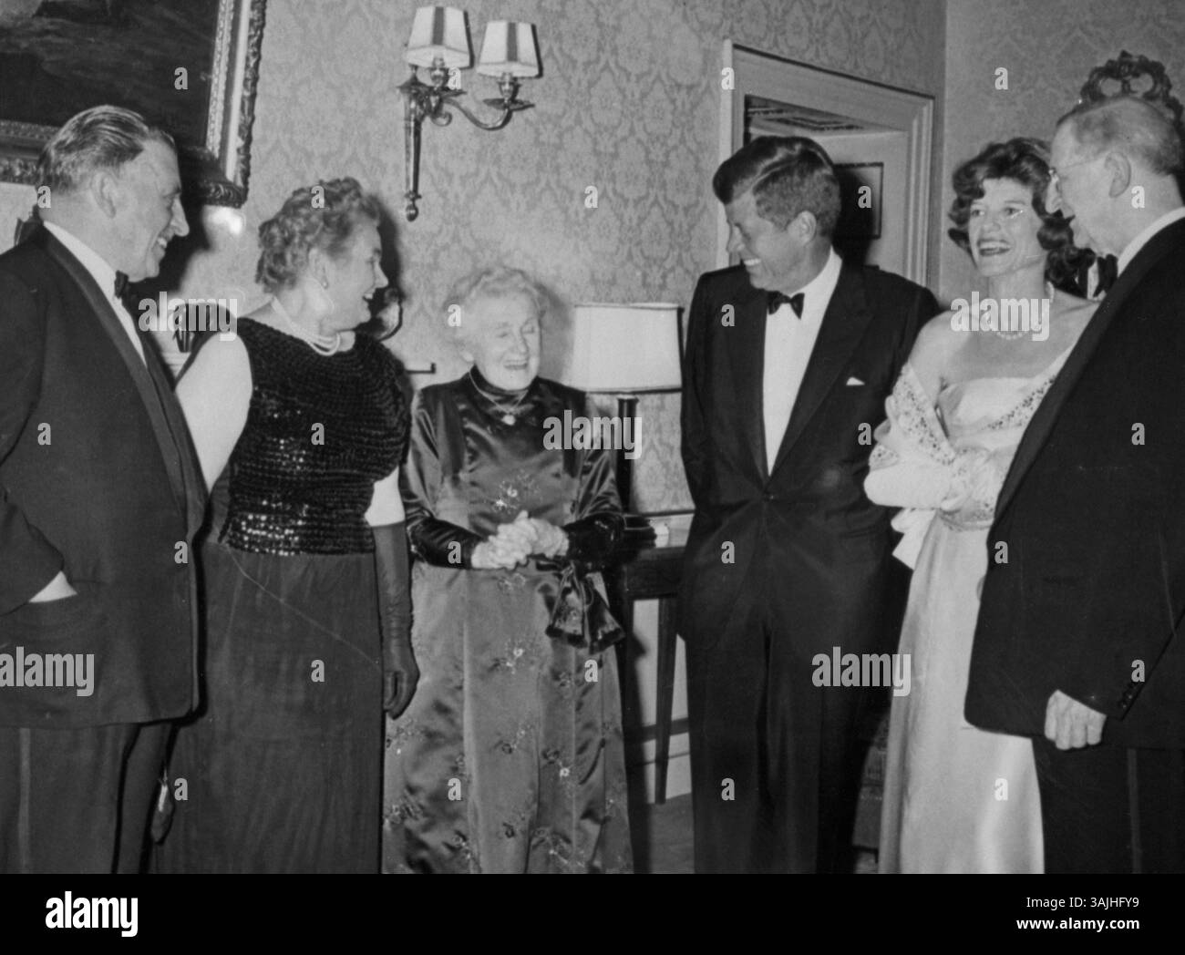 From Left: Irish Prime Minister Sean Lemass; unidentified; Sinead de ...
