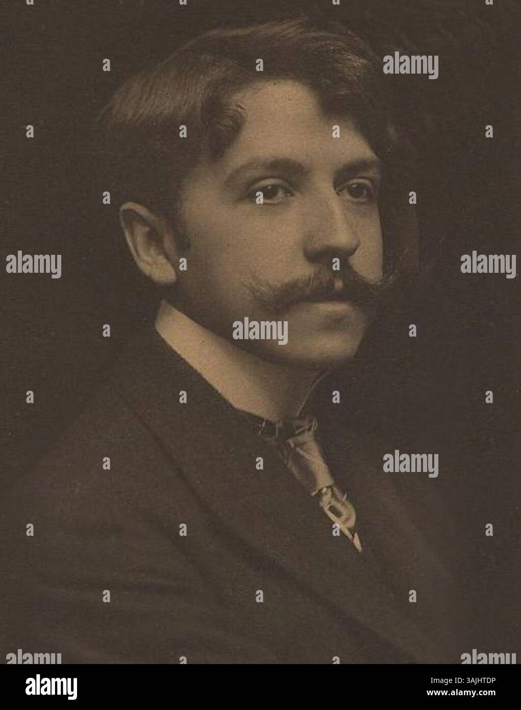 This 1908 portrait photograph of Raul Lino was taken at Casa dos ...