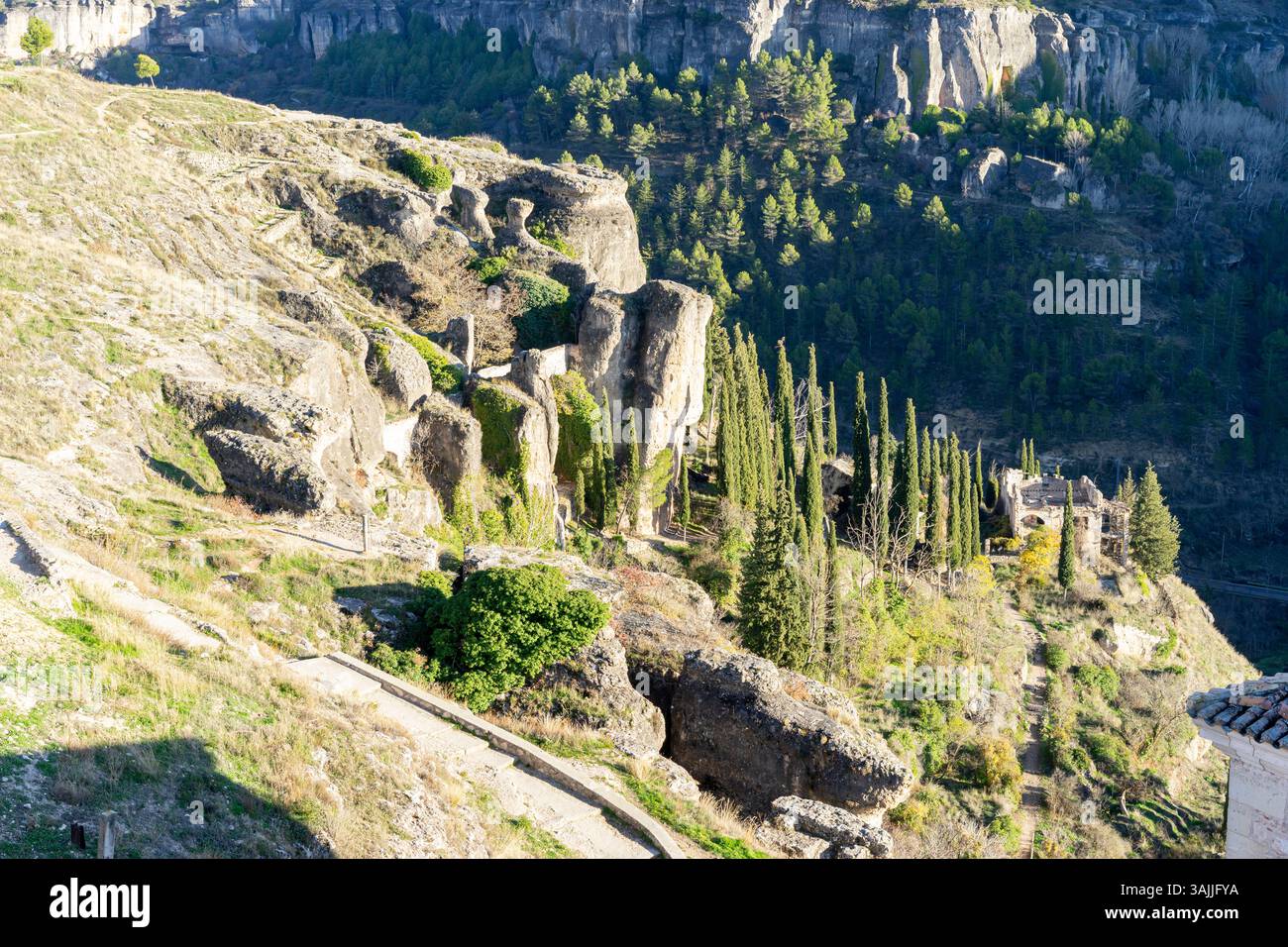 Explore the Enchanting Streets of Cuenca, Spain - Tourist Attractions ...