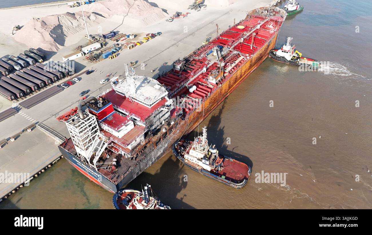 The tanker Stena Immaculate is docked by tugs at the Port of Great ...