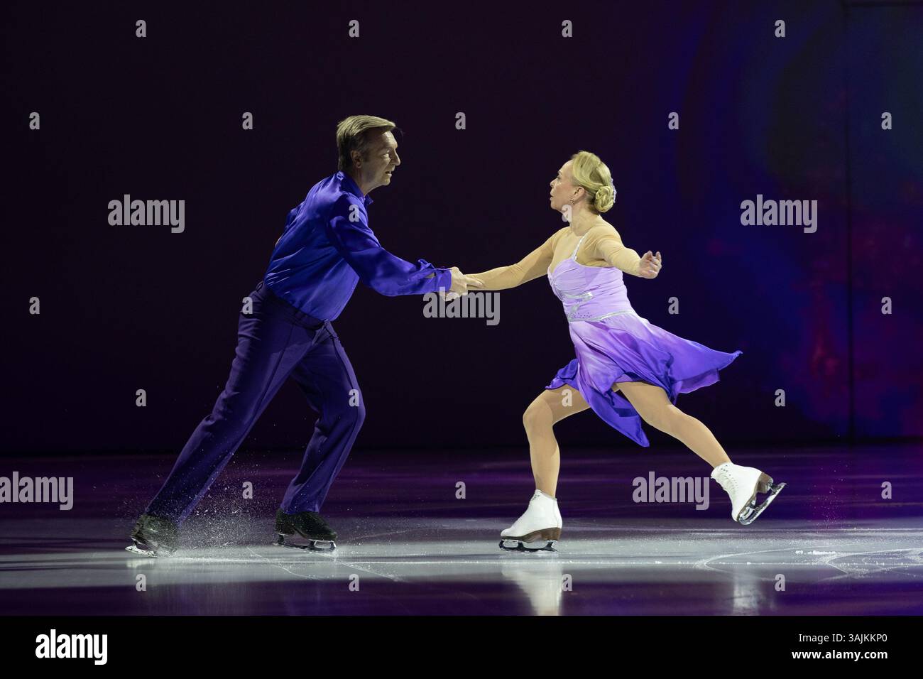 London, UK. 11th Apr, 2025. Jayne Torvill and Christopher Dean skate ...