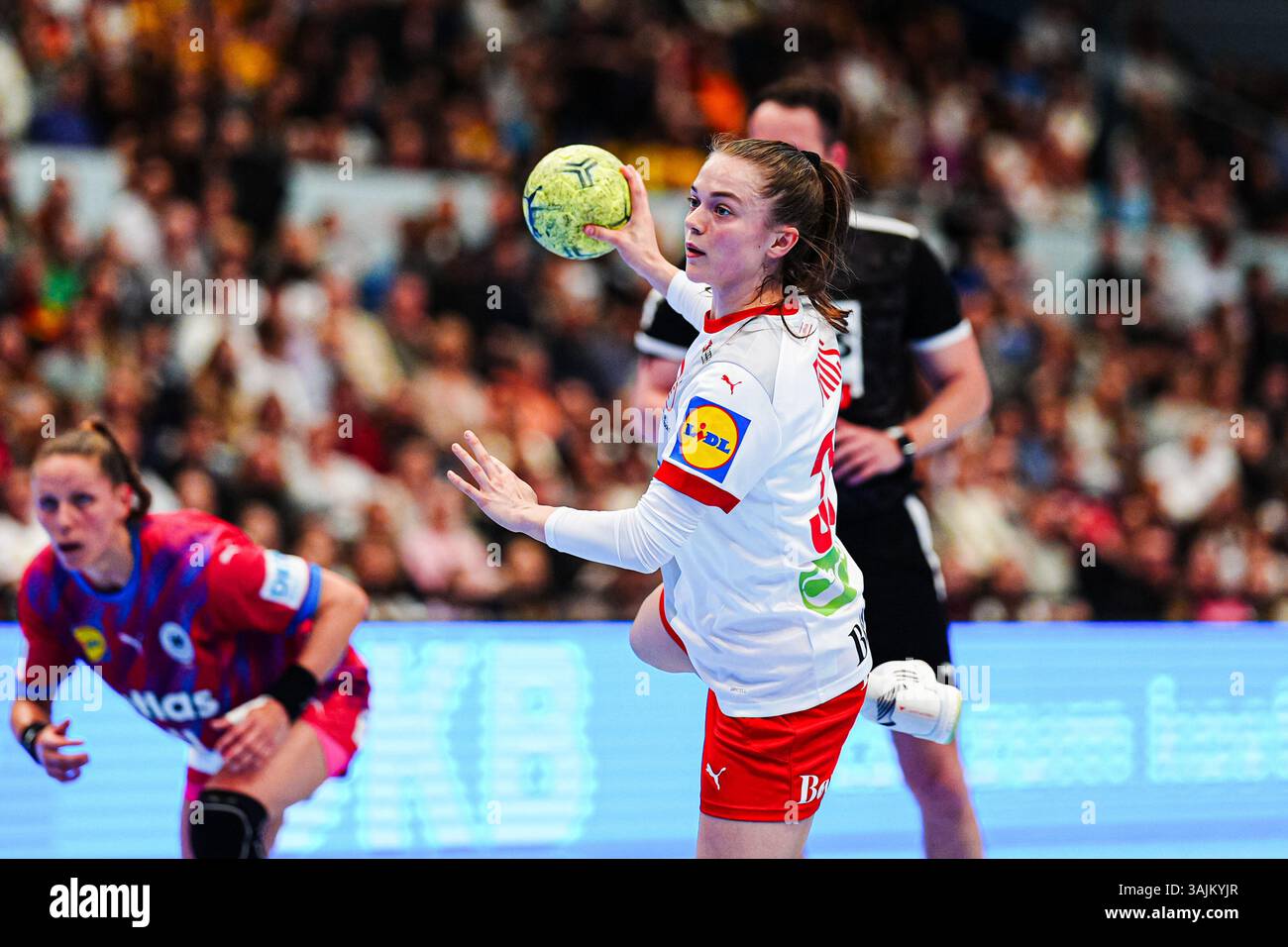 7 Meter Wurf/Tor Emma Cecilie Uhrskov Friis (Daenemark, #33) GER ...