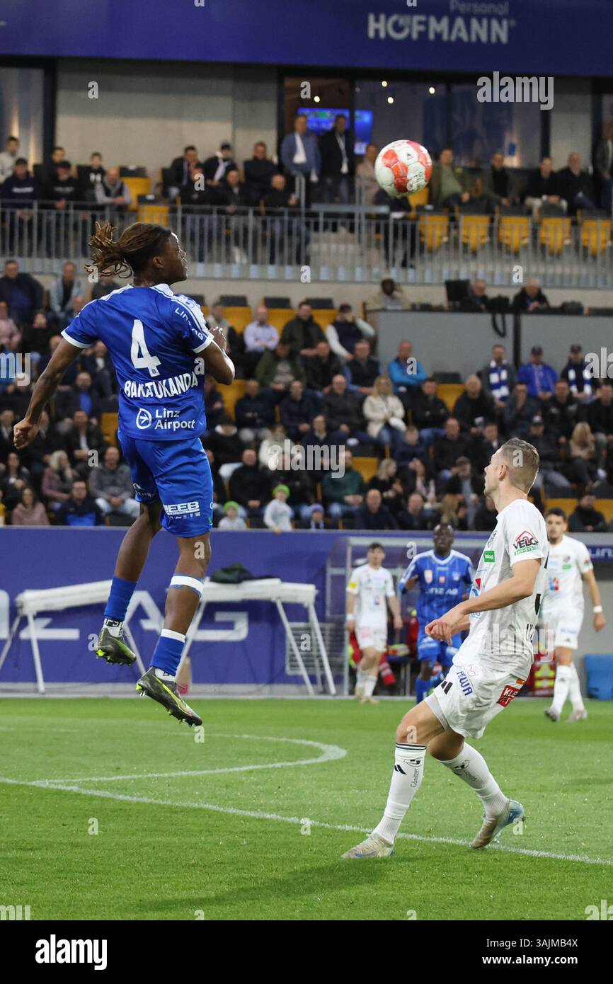 Linz, Austria. 11th Apr, 2025. LINZ, AUSTRIA - APRIL 11: Elias Bakatukanda of Blau Weiss Linz ...