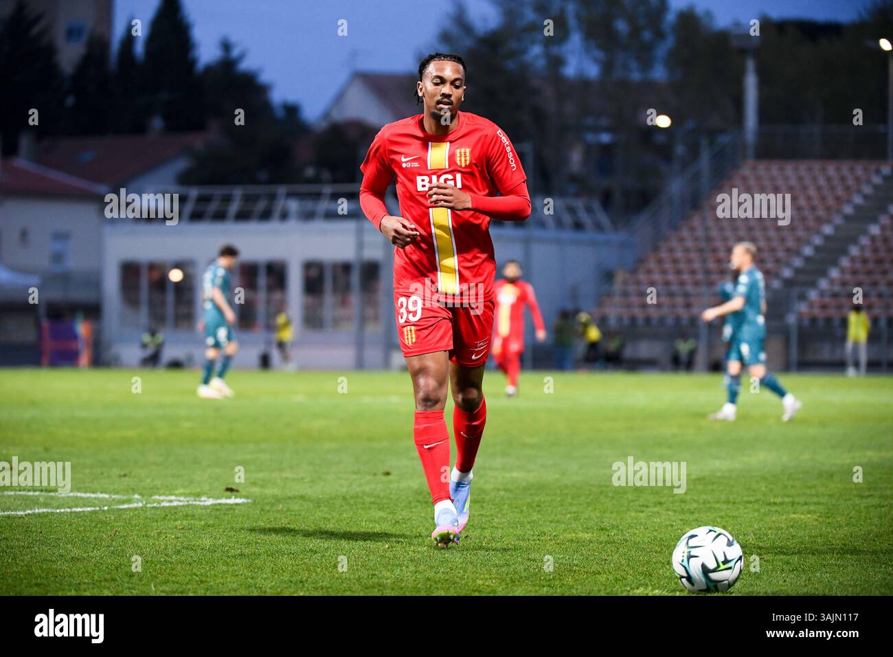 39 Nathanael SAINTINI (mar) during the Ligue 2 BKT match between ...