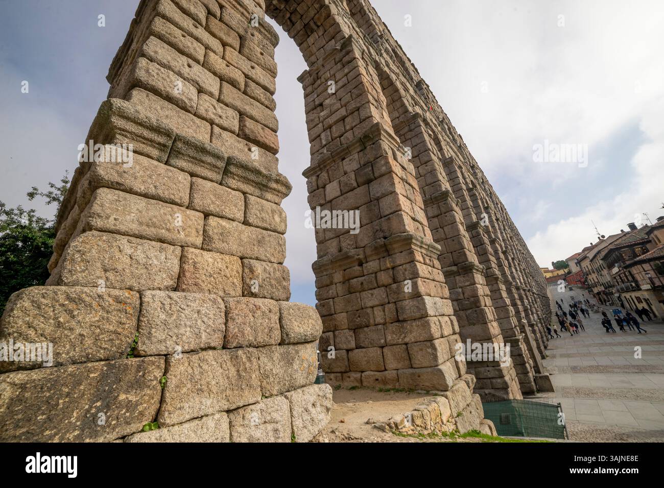 The Iconic Segovia Aqueduct: A Stunning Look at Roman Innovation Stock ...