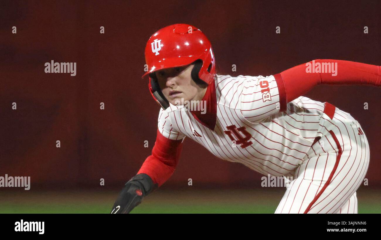 Indiana outfielder Cassidy Kettleman (15) stands on second base during ...