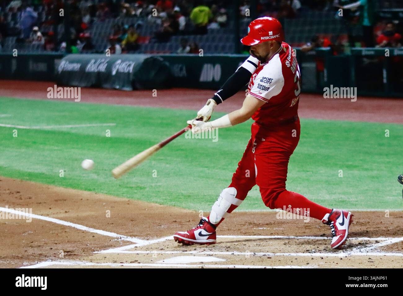 Mexico City, Mexico. 10th Apr, 2025. Julian Ornelas #31 of Diablos ...