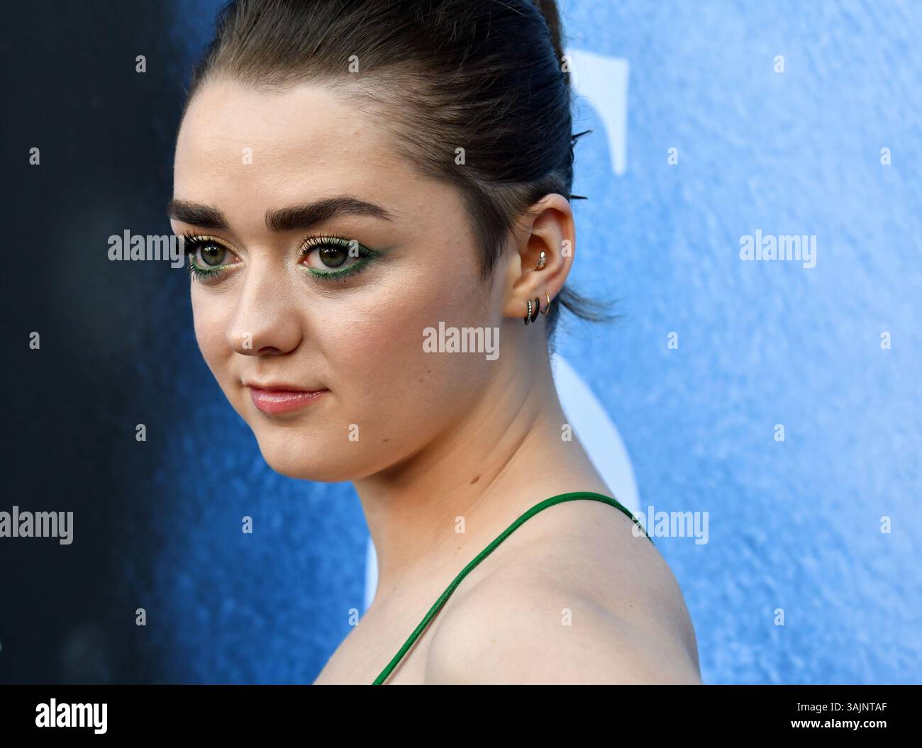 July 12, 2017 - Los Angeles, California, U.S - Actor Maisie Williams ...