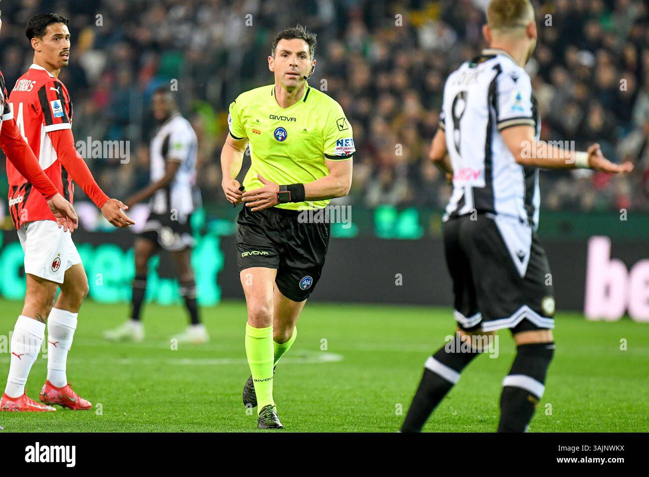 Udine, Italy. 11th Apr, 2025. The referee of the match Juan Luca Sacchi ...