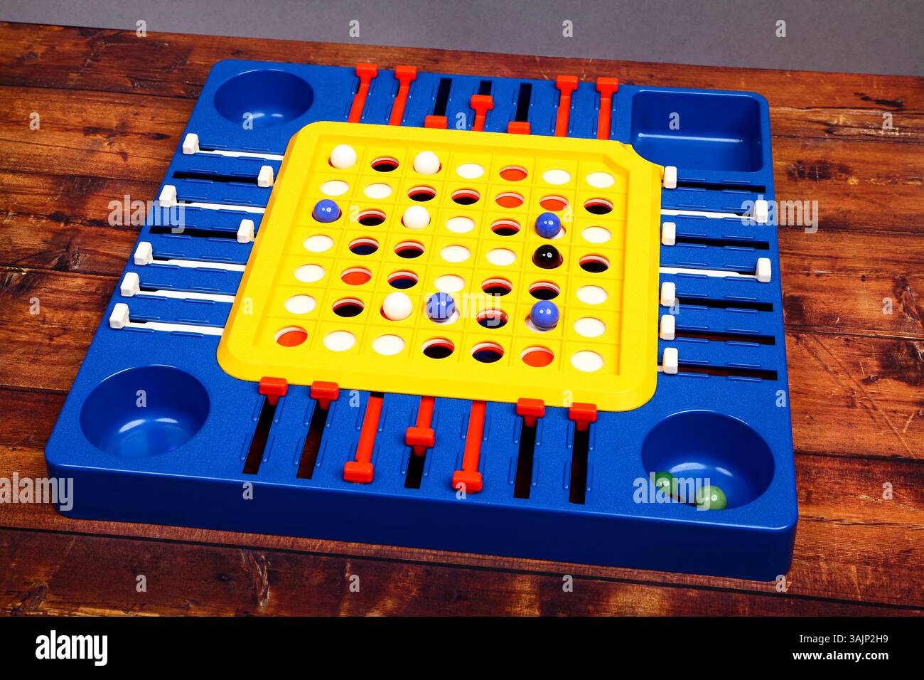 Vintage MB games Stay Alive game Stock Photo - Alamy
