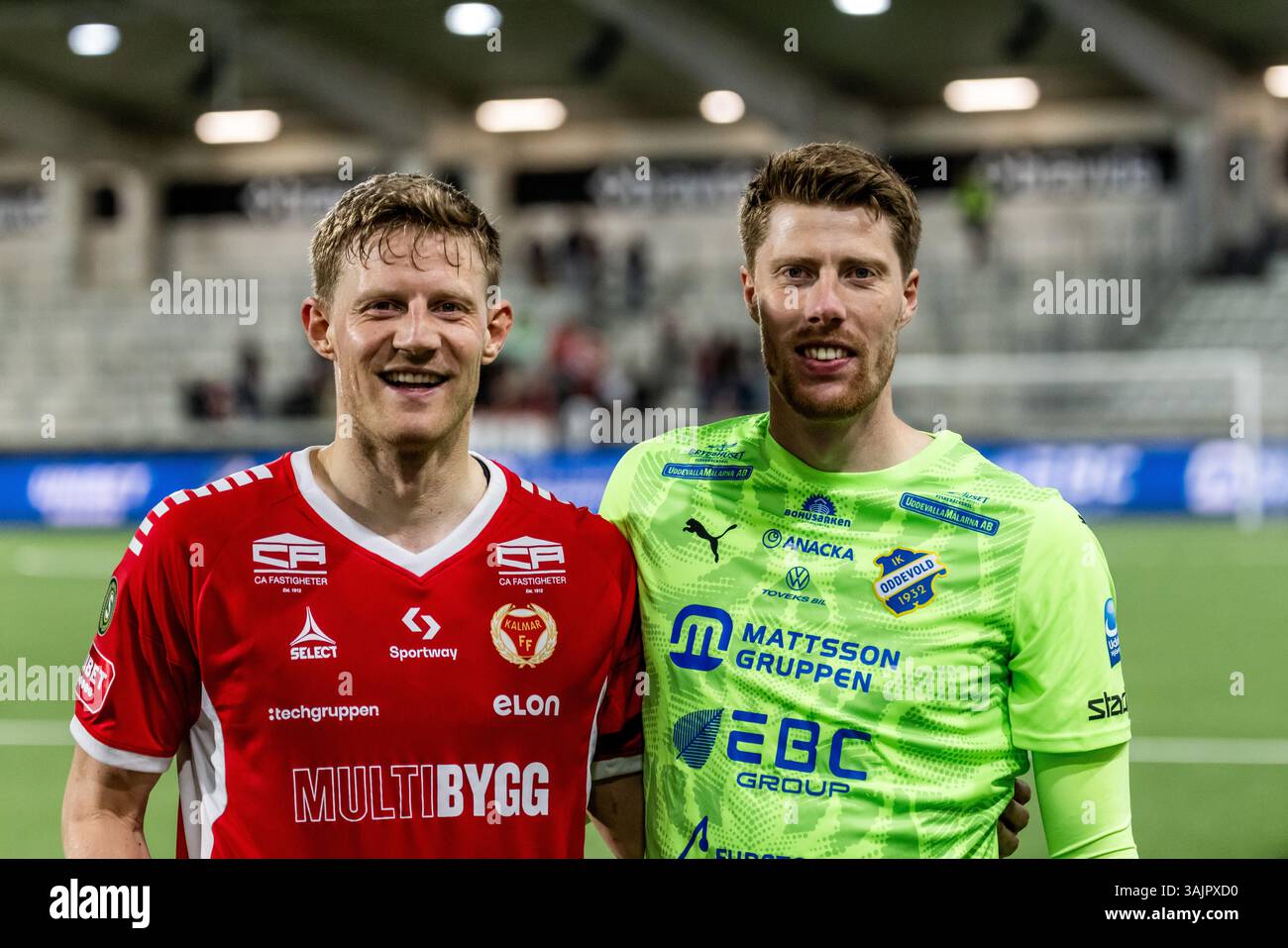 250411 Kalmars Lars Sætra och Oddevolds målvakt Morten Sætra efter ...