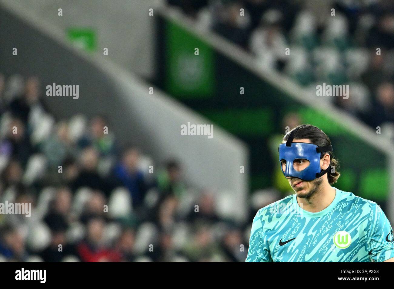 Wolfsburg, Germany. 11th Apr, 2025. Soccer, Bundesliga, VfL Wolfsburg ...