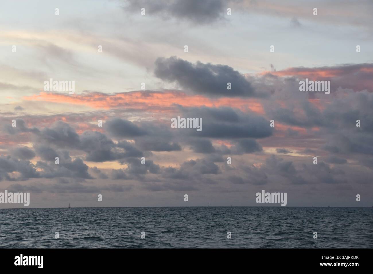 Cloud filled morning sky hi-res stock photography and images - Alamy