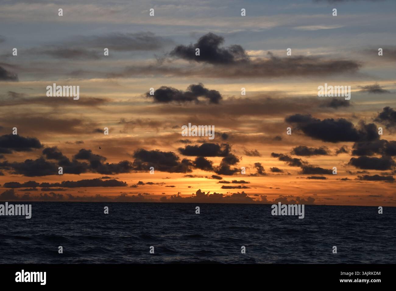 Gentle sky sunset sunrise hi-res stock photography and images - Alamy