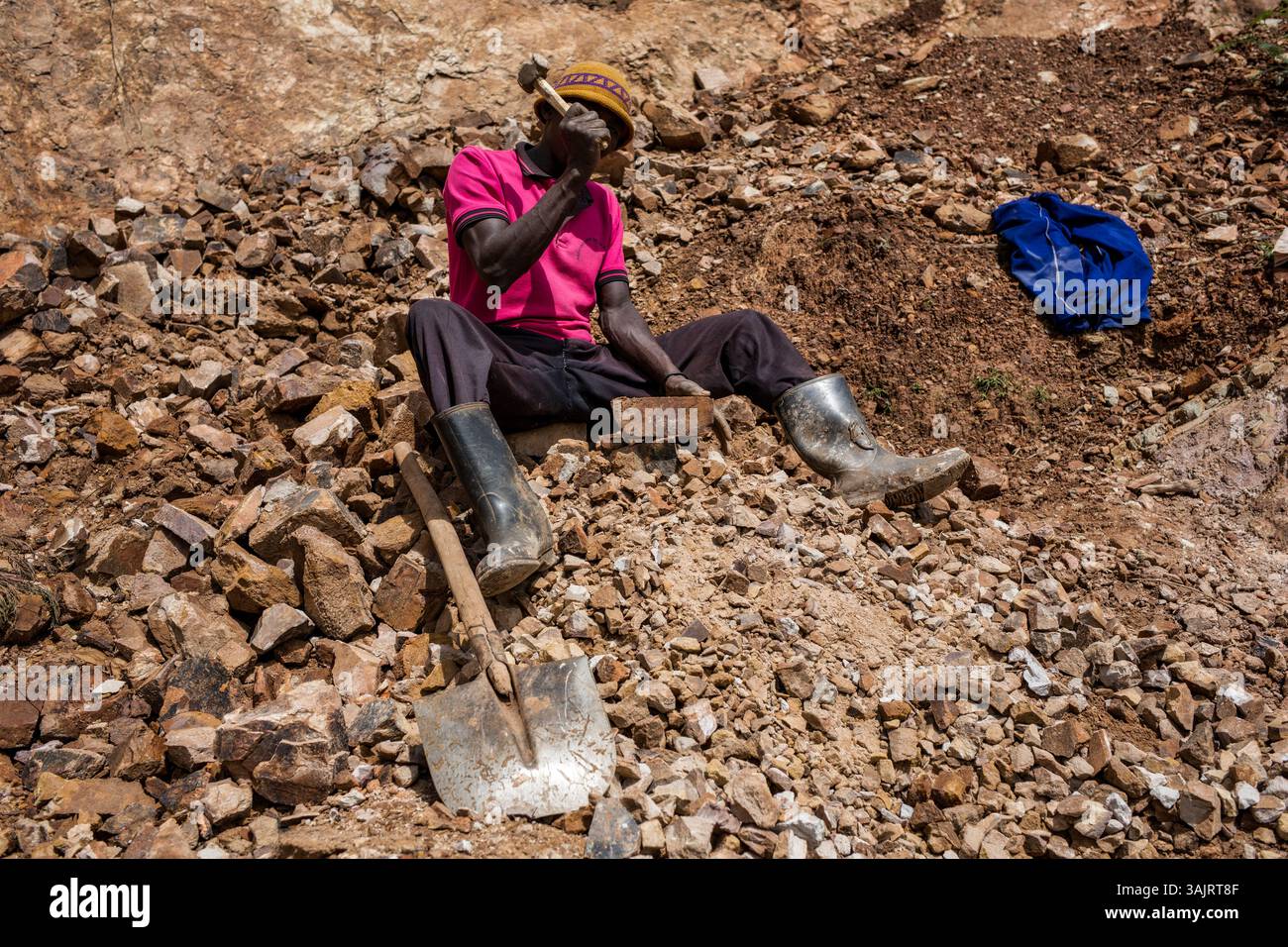 Stone breakers in Uganda, Africa Stock Photo - Alamy