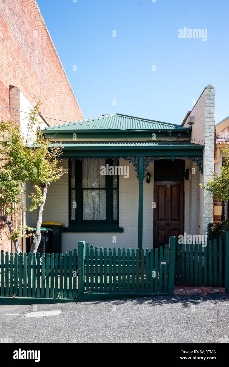 Typical picturesque victorian houses in the suburb of Parkville in ...
