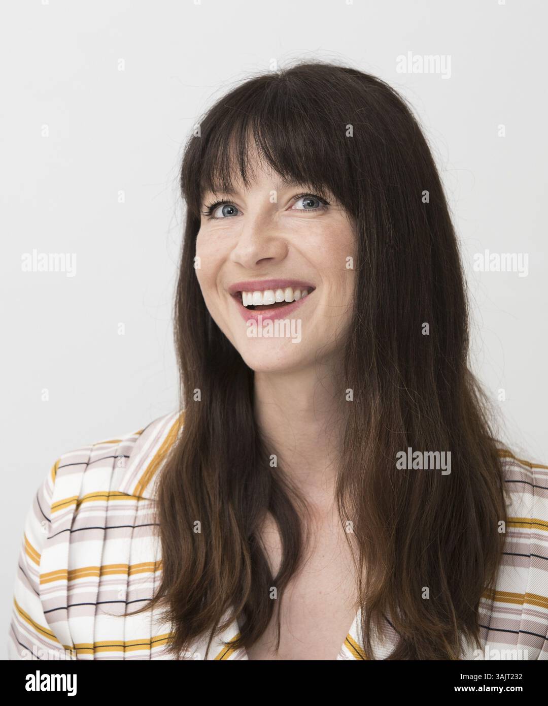 Caitriona balfe model hi-res stock photography and images - Alamy