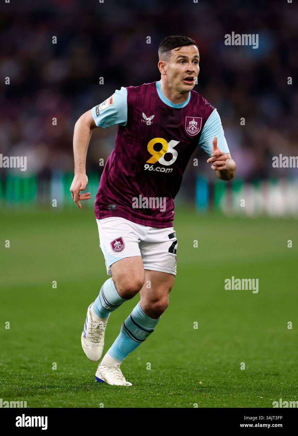 Burnley's Josh Cullen during the Sky Bet Championship match at Turf ...