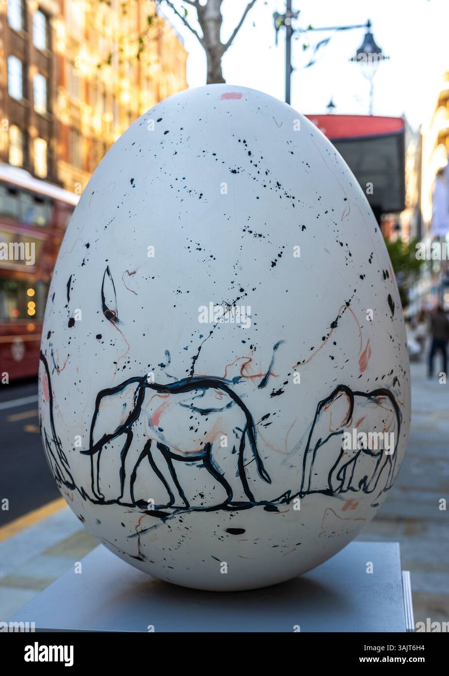 Easter egg hunt 2025 hi-res stock photography and images - Alamy