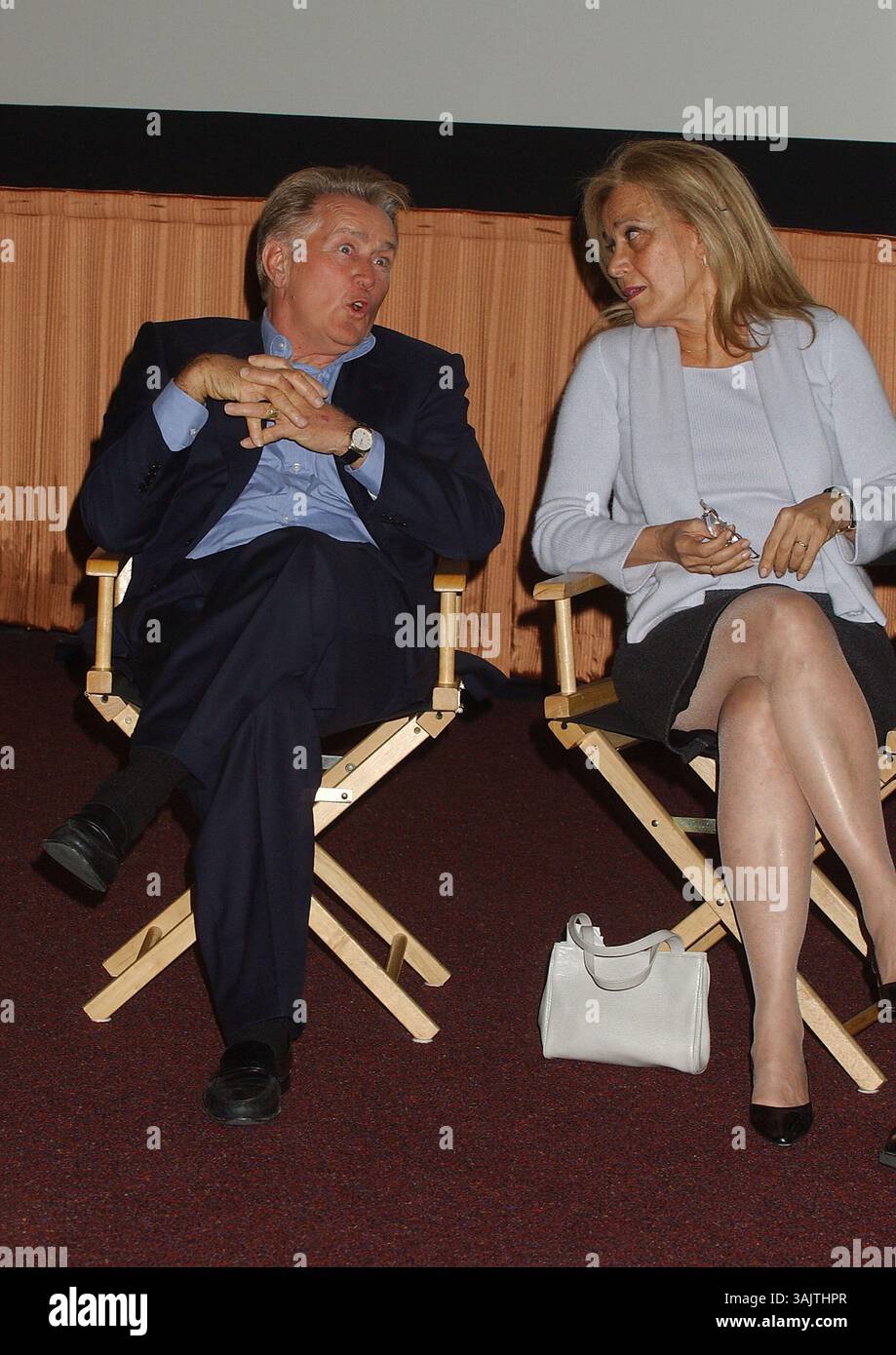 Martin sheen young hi-res stock photography and images - Alamy