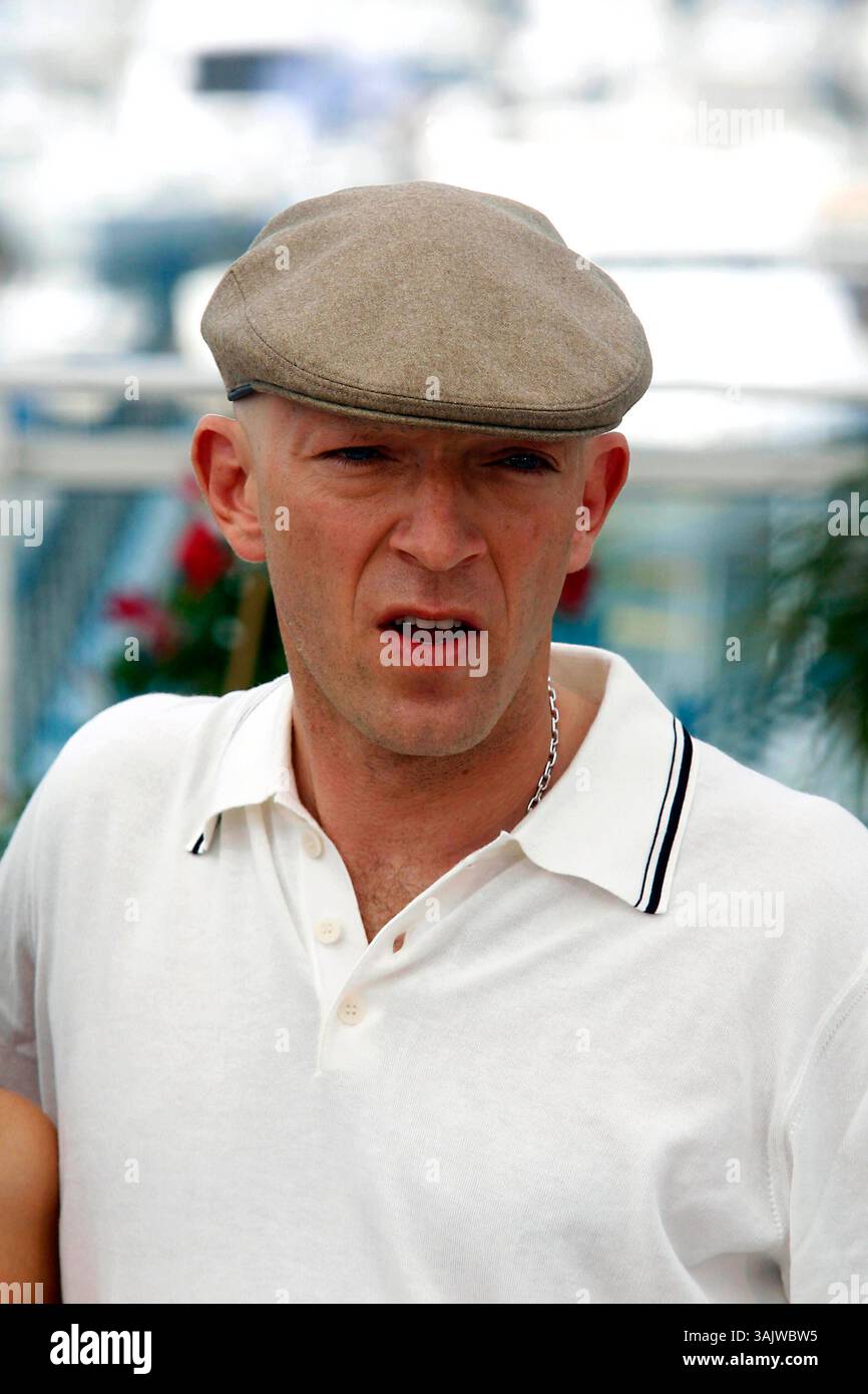 VINCENT CASSEL.'Adrift' (A Deriva) Photocall at the 2009 Cannes Film ...