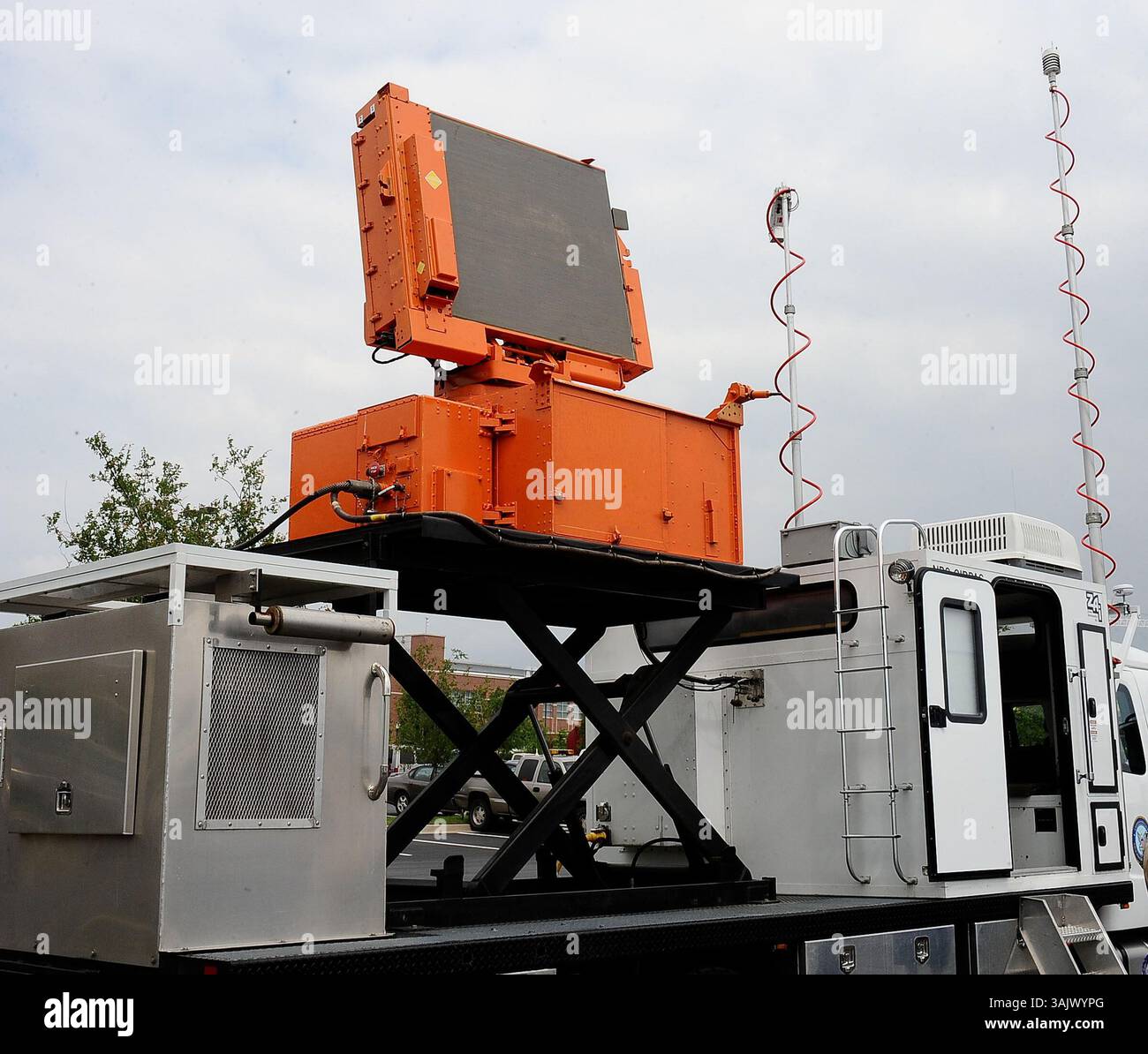 Phased array weather radar hi-res stock photography and images - Alamy