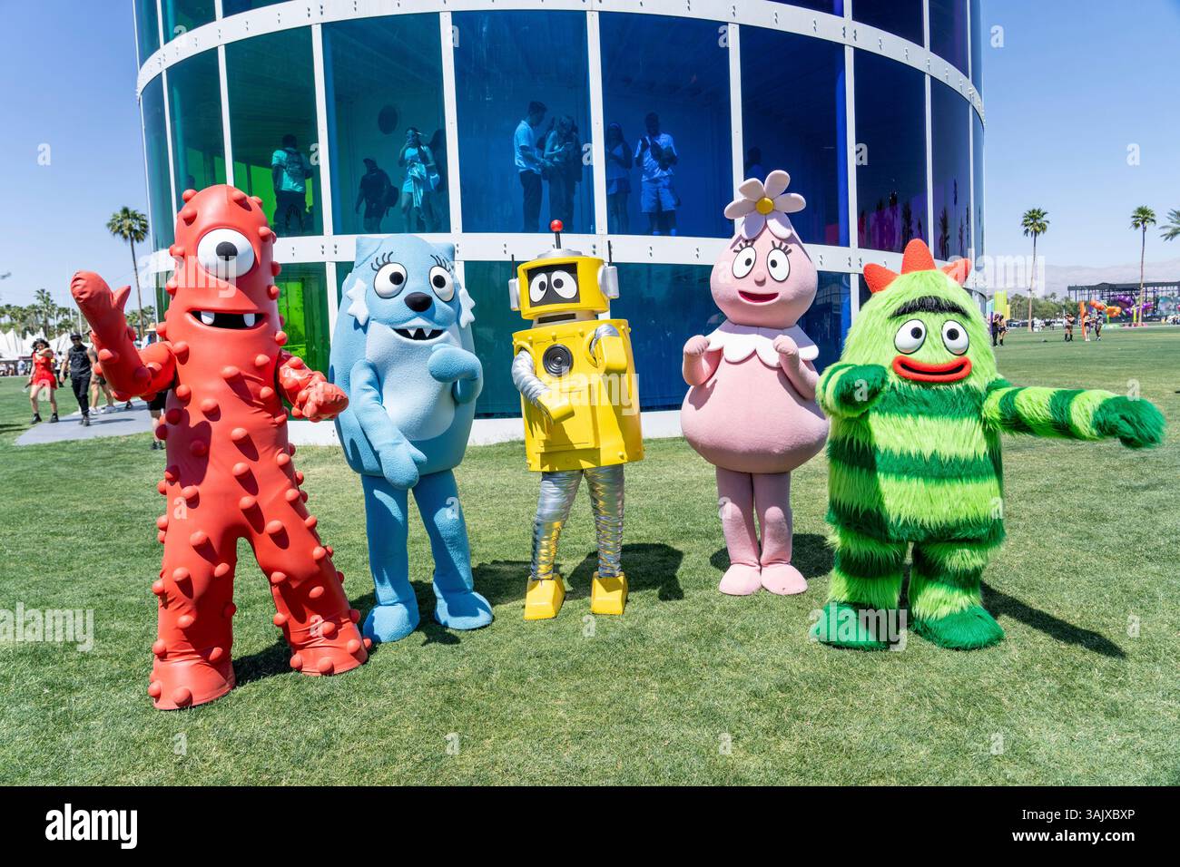 Muno, from left, Toodee, Plex, Foofa, and Brobee of Yo Gabba Gabba pose ...