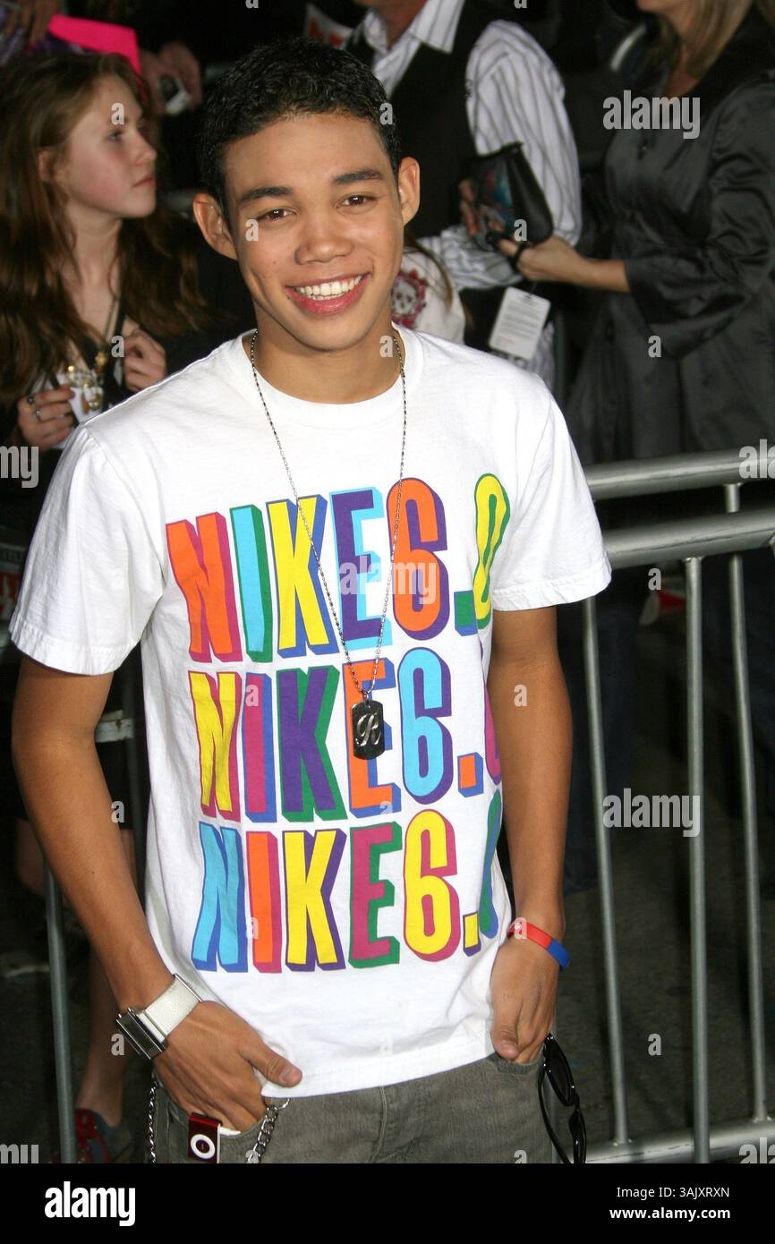 Feb 24, 2009 - Los Angeles, California, USA - Actor ROSHON FEGAN at the ...