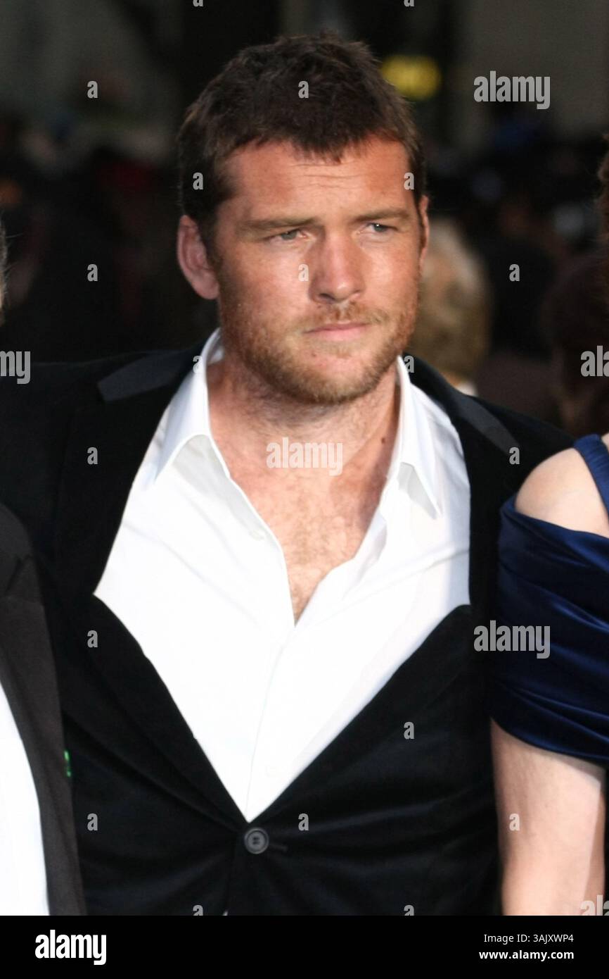 Oct 17, 2009 - Tokyo, Japan - Actor SAM WORTHINGTON poses during a ...
