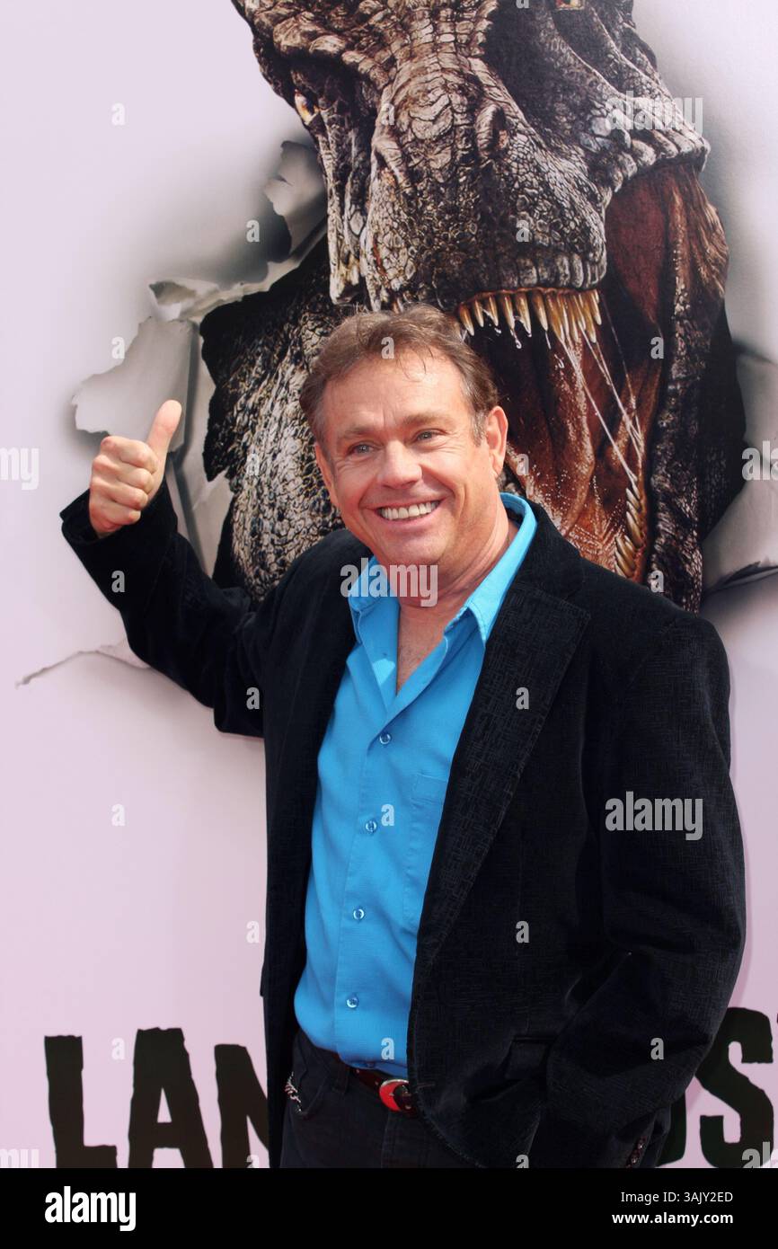 May 30, 2009 - Hollywood, California, USA - WESLEY EURE and guest at ...