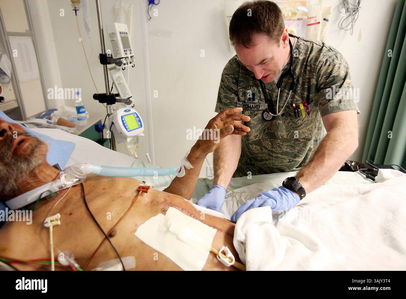 Dec. 22, 2009 - BAGRAM AIRFIELD, AFGHANISTAN - U.S. Airforce Capt. Matt ...