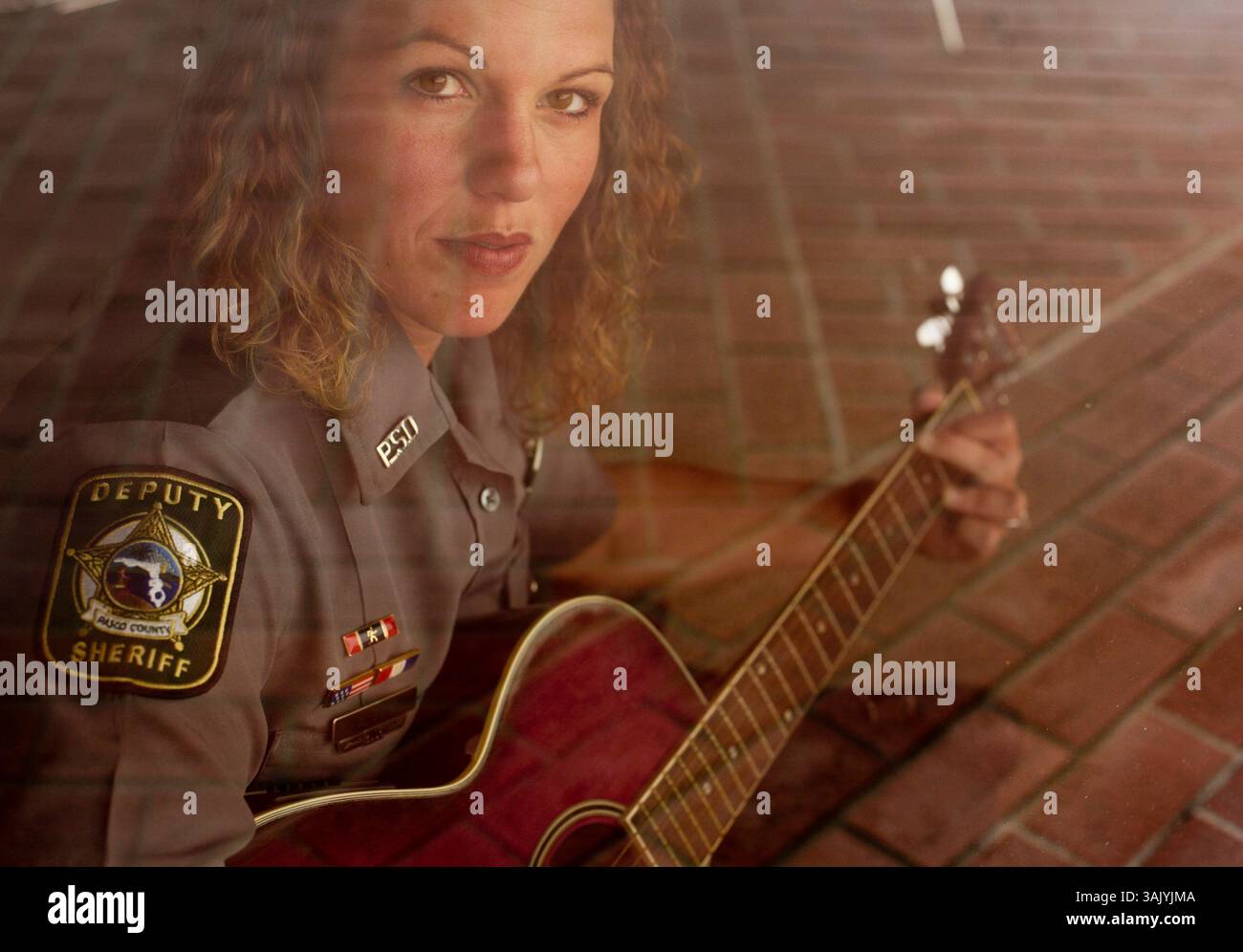 Law enforcement memorials hi-res stock photography and images - Alamy