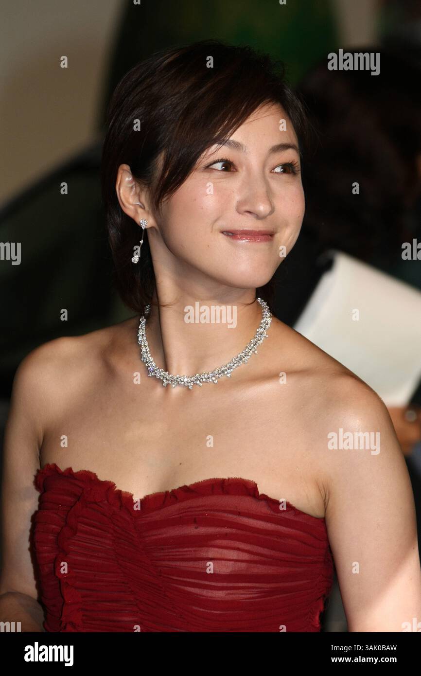 Oct 17, 2009 - Tokyo, Japan - Japanese actress RYOKO HIROSUE arrives ...