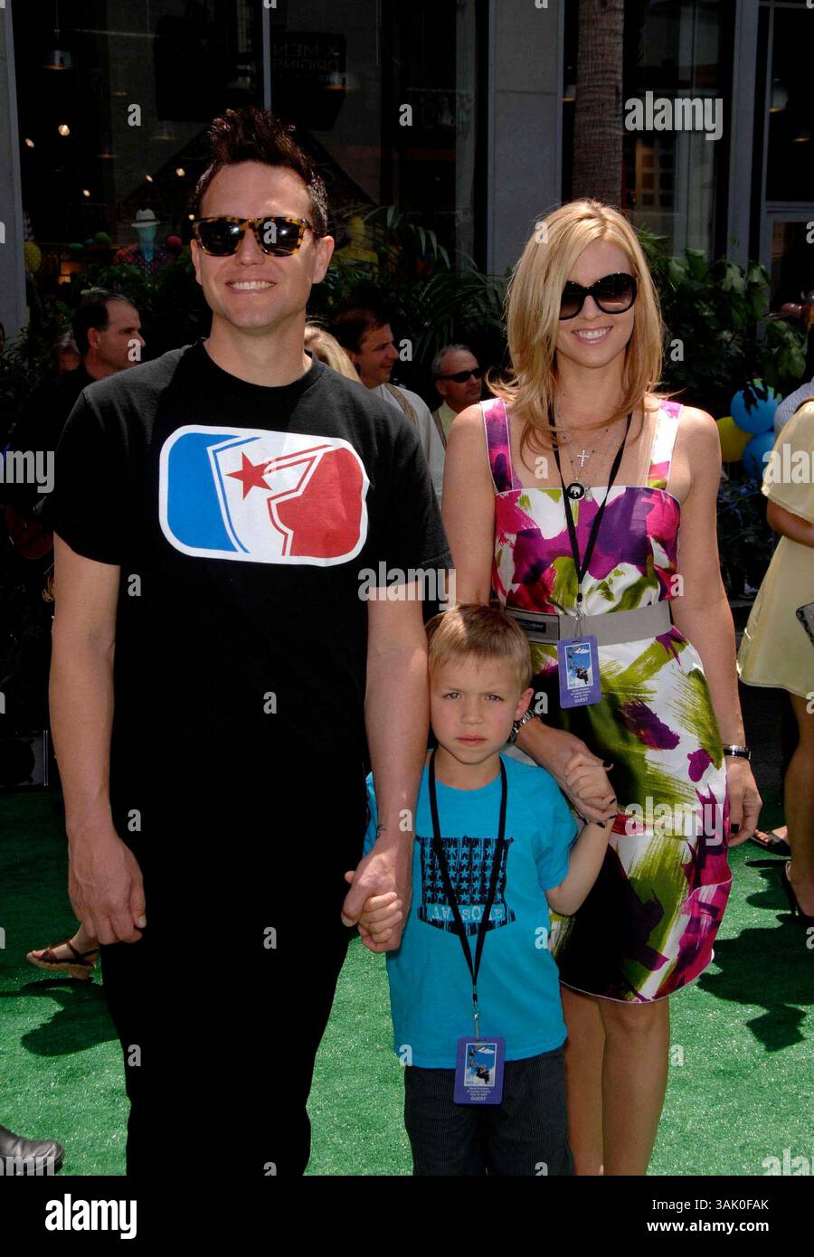 Mark Hoppus, Jack Hoppus and Skye Hoppus during the premiere of the ...