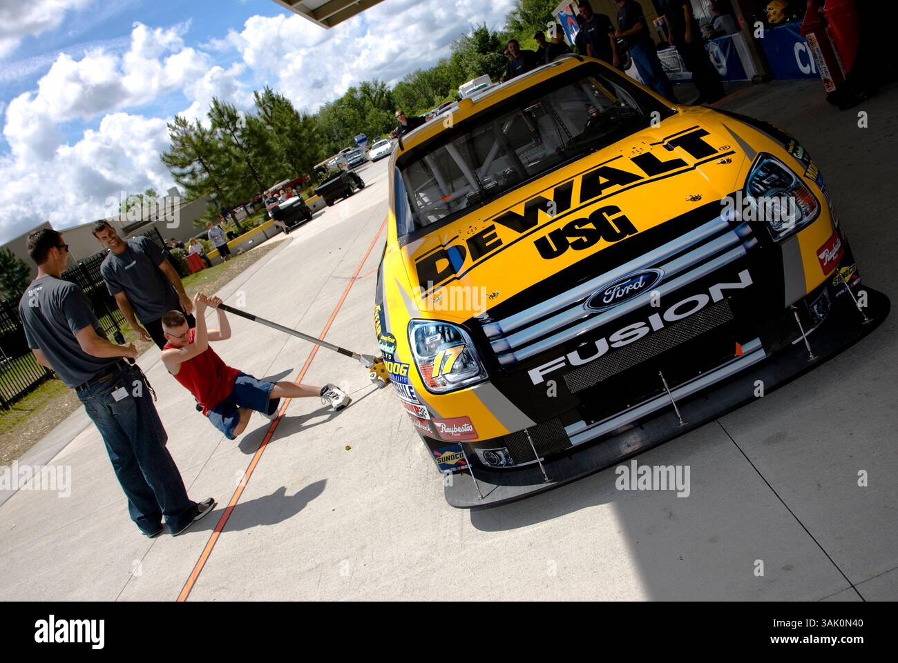 22 May, 2009 NASCAR Coca Cola 600 Concord, NC - Roush Fenway Racing pit ...