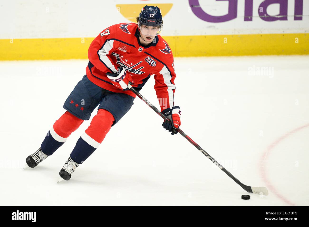 Washington Capitals center Dylan Strome (17) in action during overtime ...