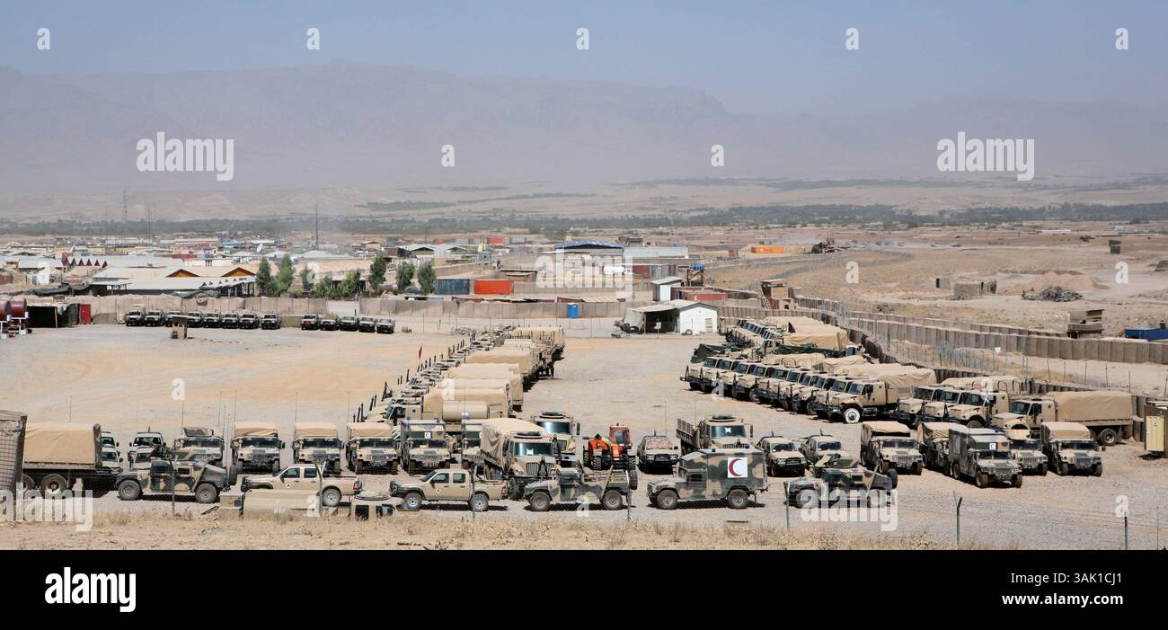 Sep 21, 2009 - Tarin Kowt, Uruzgan, Afghanistan - Soldiers of the ...